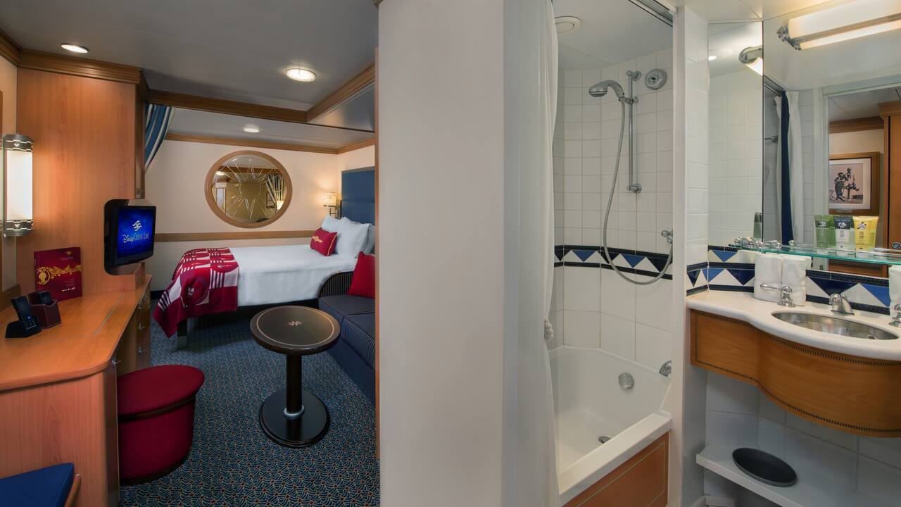 RCA Turismo - Cabine Inside - Deluxe Inside Stateroom - Disney RCA Turismo - Cabine Inside - Deluxe Inside Stateroom - Disney